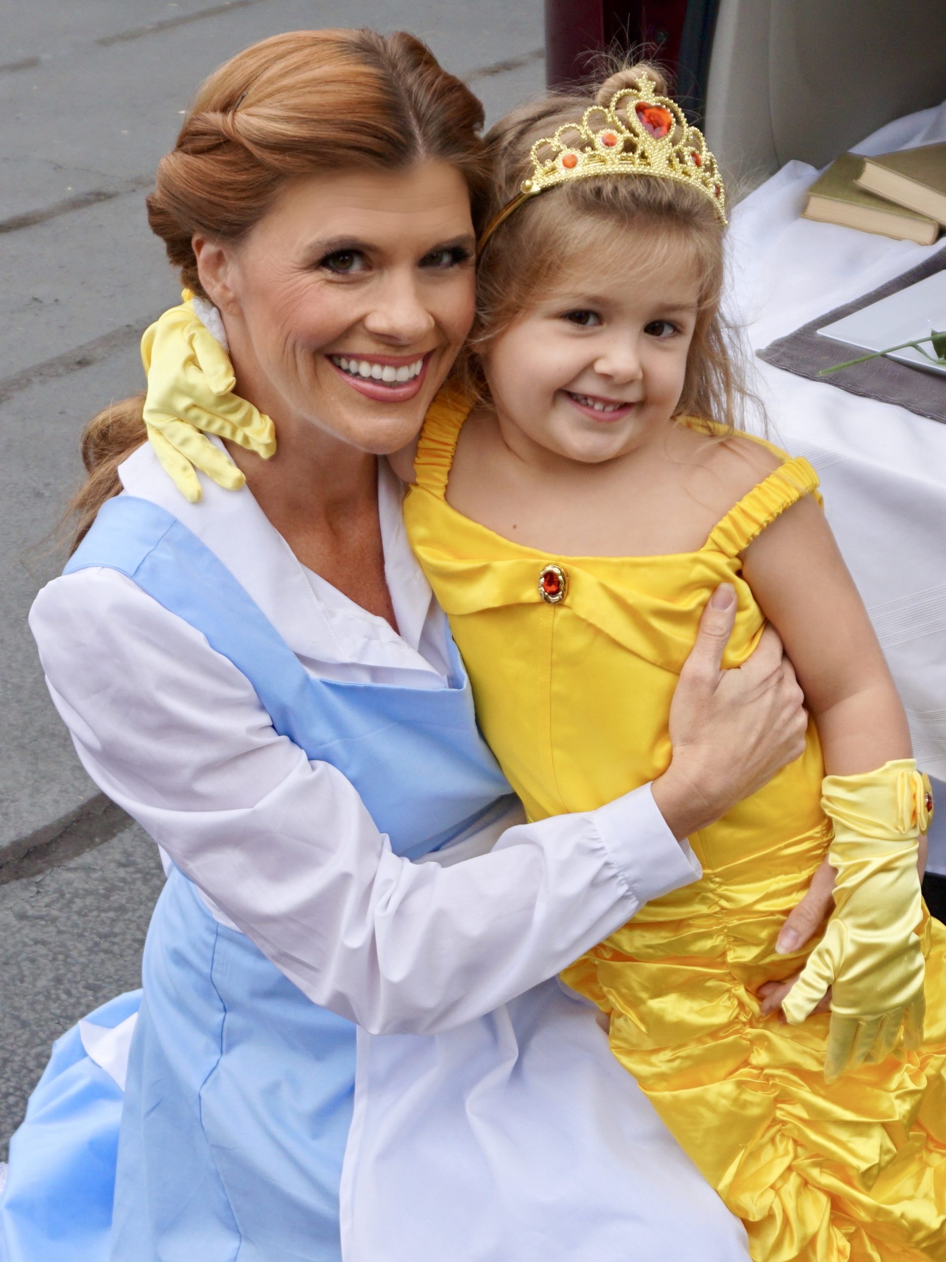 Top Duo Halloween Costumes That Will Stand Out - Tidy Fox Den